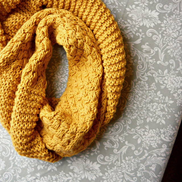 Ravelry: TraceyNicole's yellow brick cold cowl