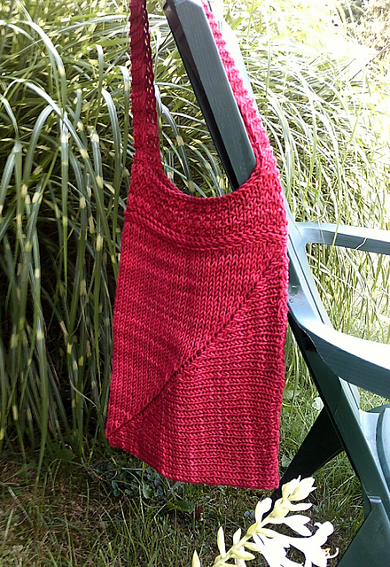 Ravelry: Stitch Red Project Bag pattern by Pamela Shelmidine