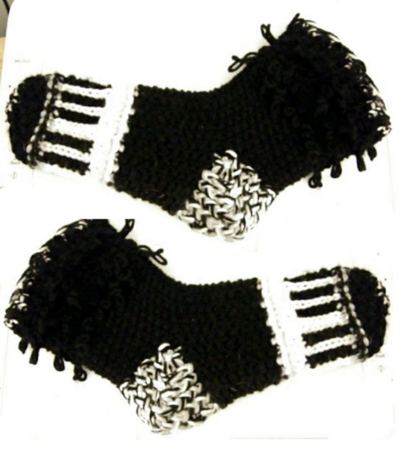 Ravelry: Piano Keys Socks pattern by Trina High