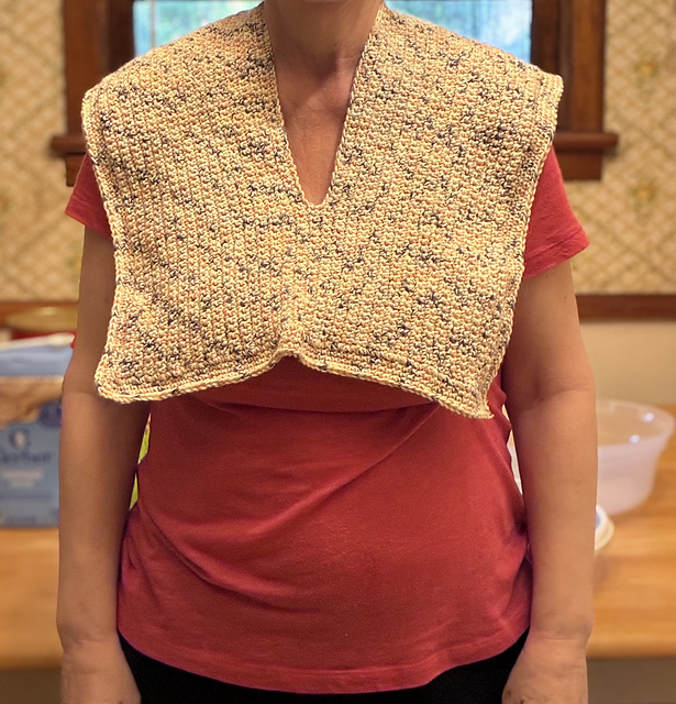 Ravelry: Momma’s Burping Bib pattern by Patricia Plimley