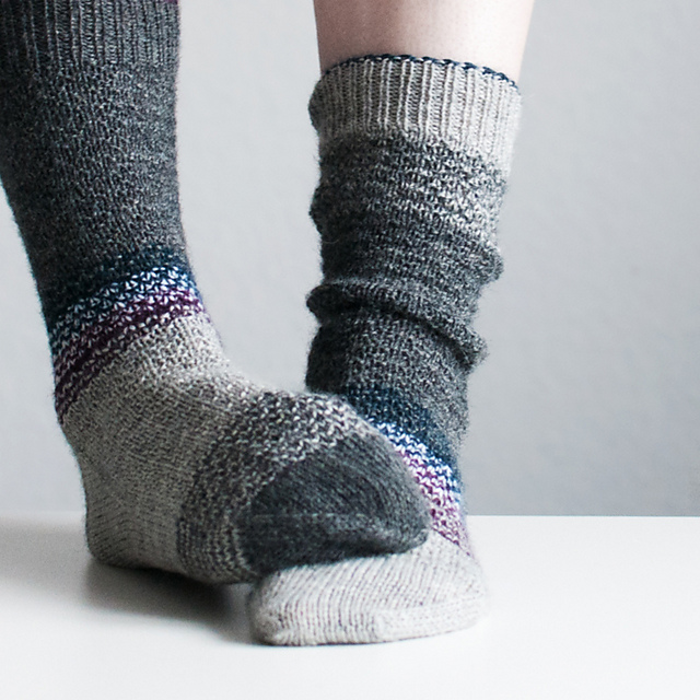 Ravelry: Trin-Annelie's Orza Socks