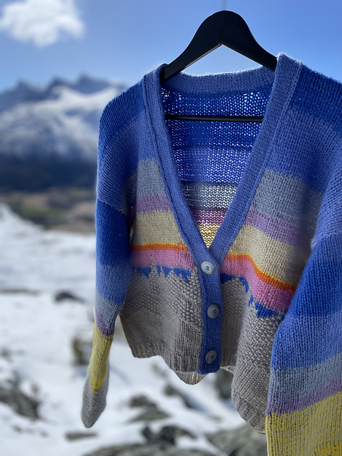 Ravelry: SUNRISE cardigan (SOLOPPGONG) pattern by Trollveggen Design