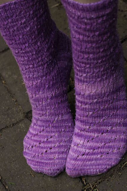Ravelry: Alice Socks pattern by Verity Castledine