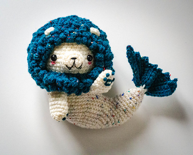 Ravelry: Merlin the Merlion pattern by Tsui-Sie Baker-Wong