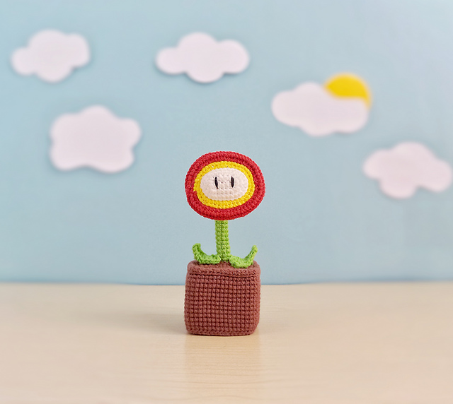 Ravelry: Fire Flower pattern by Ines Abad