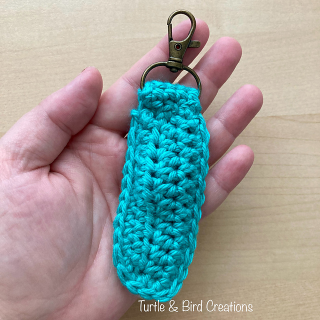 Ravelry: Pebble Strip Fidget Keychain pattern by Toni Davenport