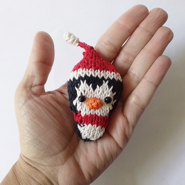 Ravelry: Penguin (Advent Calendar) pattern by TwinsDesign