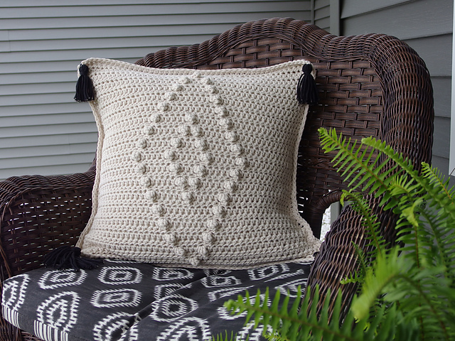 Ravelry: Double Diamonds Pillow pattern by Twisted Arrow Designs