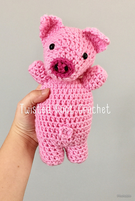 Ravelry: Barnyard Babies Pig Edition pattern by Jamie Zerr