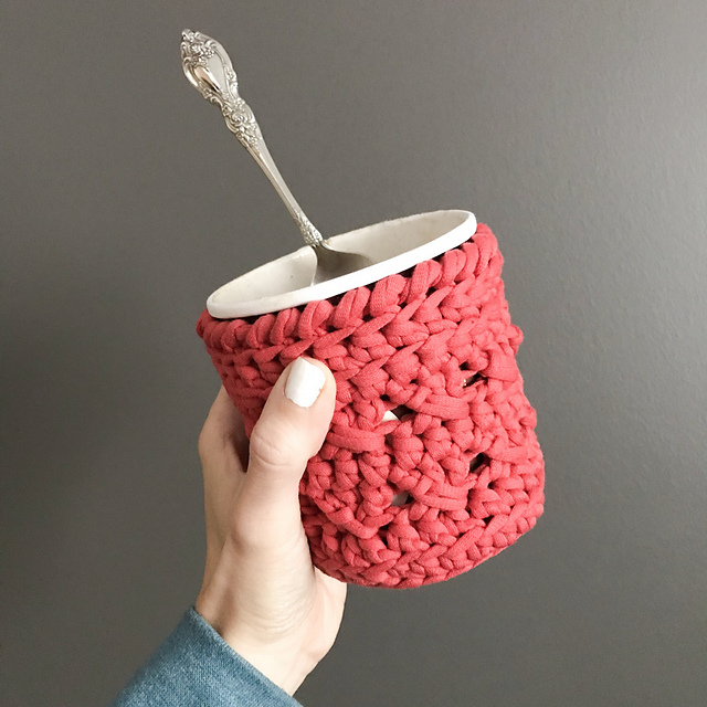 Ravelry: Forget the Bowl Ice Cream Cozy pattern by Lacy Perkins