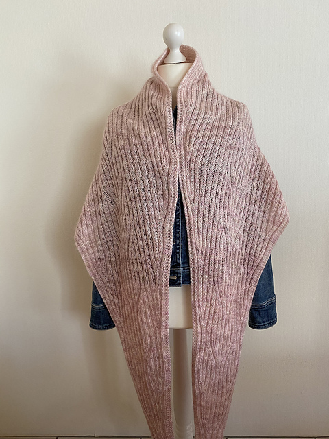 Ravelry: Tylerbonni's Coral Reef Wrap Test