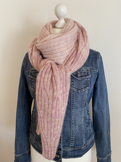 Ravelry: Tylerbonni's Coral Reef Wrap Test