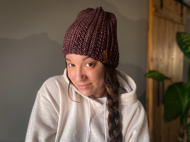 Ravelry: Nature Walk Beanie pattern by Tzigns