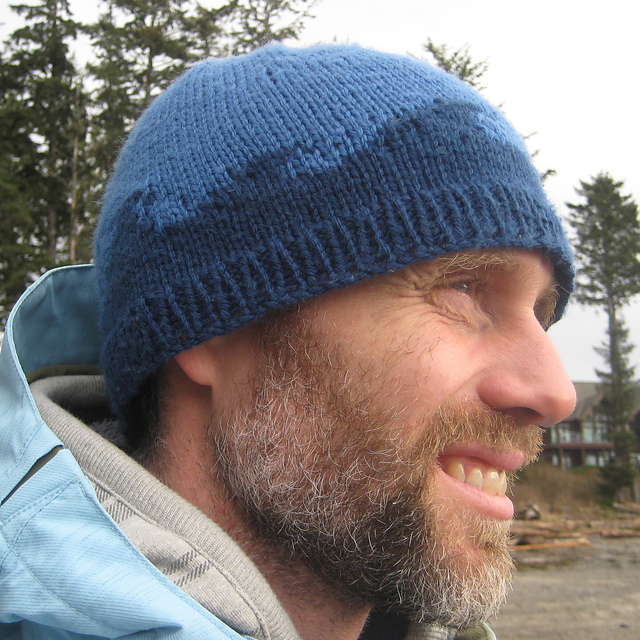 Ravelry: Surfer's Wave Beanie pattern by Faye Kennington