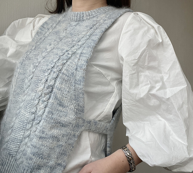 Ravelry: moss slipover pattern by maria isaeva