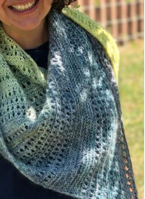 Ravelry: Châle Lol&Hop pattern by Stéphanie Jefford