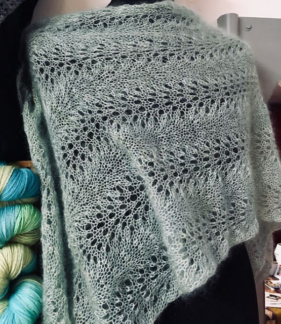 Ravelry: Etole Stella pattern by Stéphanie Jefford