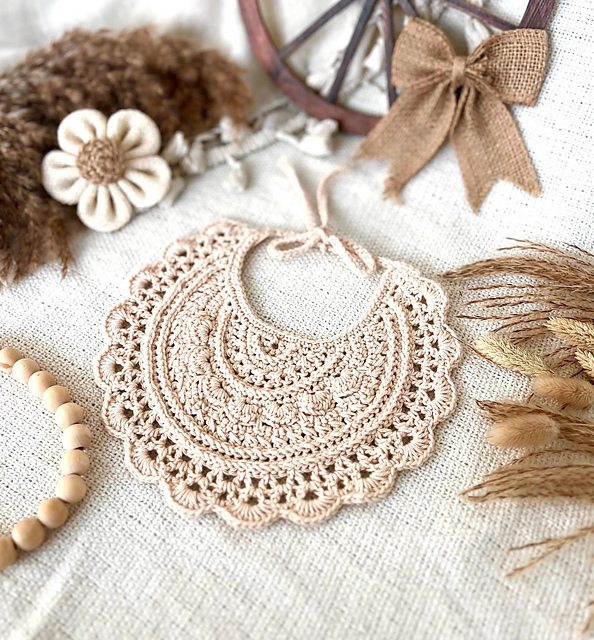 Ravelry: Lovely bib pattern by Unique Crafts