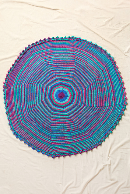Ravelry: Whirlwind Stripes Throw pattern by Afifa