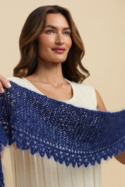 Ravelry: Delfine pattern by Alexandra Frankel