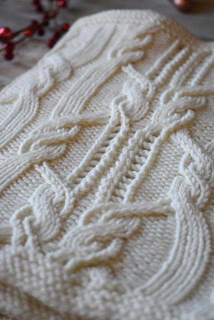 Ravelry: Snowdrift pattern by Adrienne Larsen