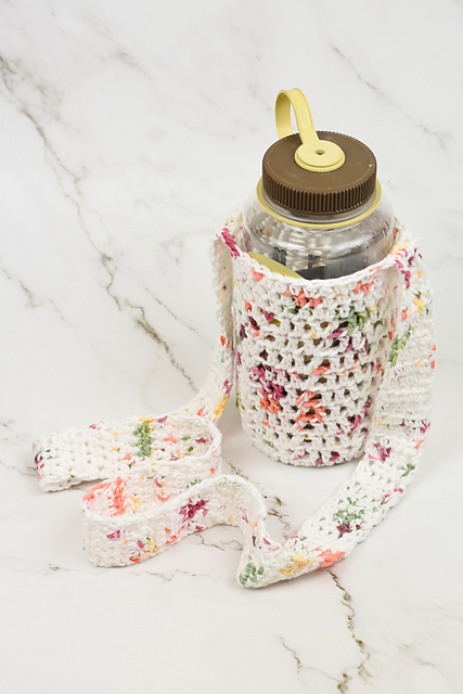 Ravelry: Weekend Water Bottle Holder pattern by Ashley Jane McIntyre