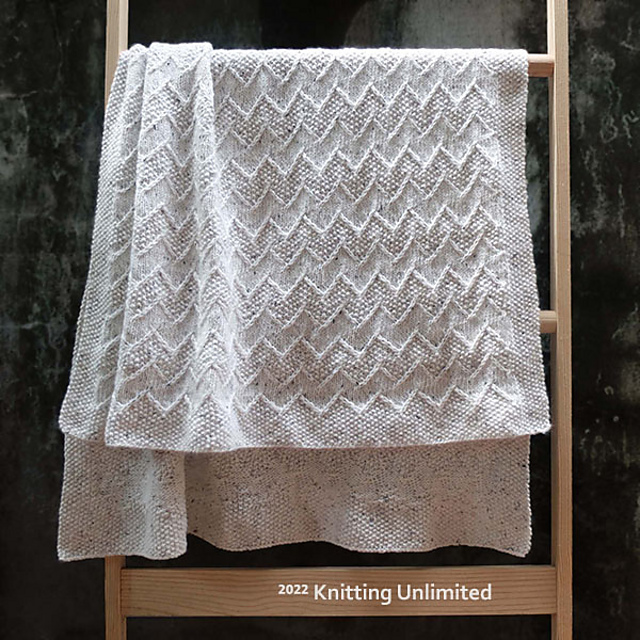 Ravelry: Chevron Blanket pattern by nalhcib