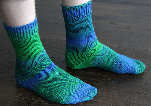 Ravelry: Passap Short Row Heel Socks pattern by Passap Design Team