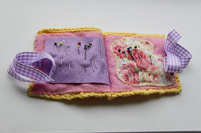 Ravelry: Needle Case pattern by Nicki Trench