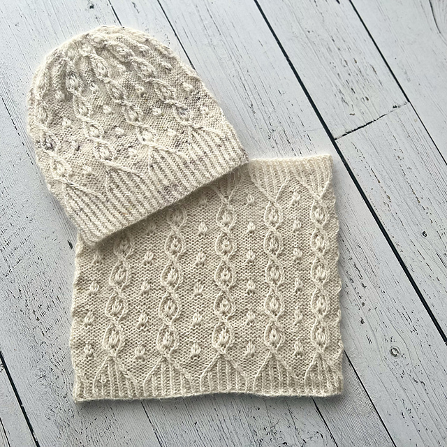 Ravelry: Caradhras pattern by Ursalia Fibres Studio