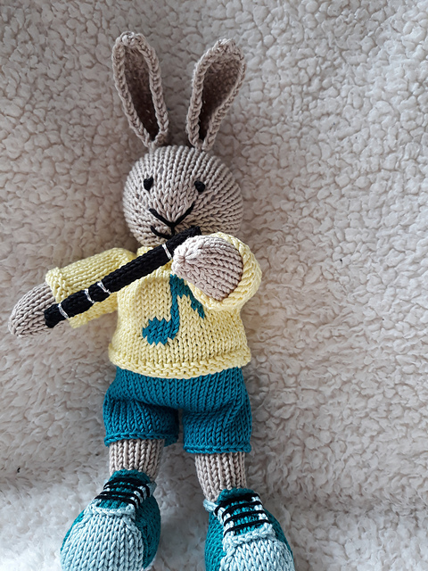 Ravelry: Valerie321's Flute playing bunny