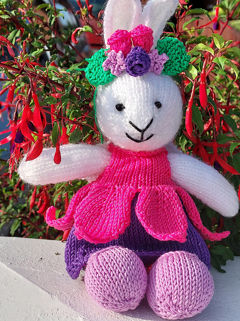 Ravelry: Valerie321's Fuschia flower fairy 6