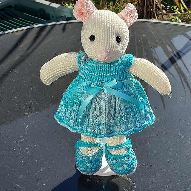 Ravelry: Valerie321's March mice (442)