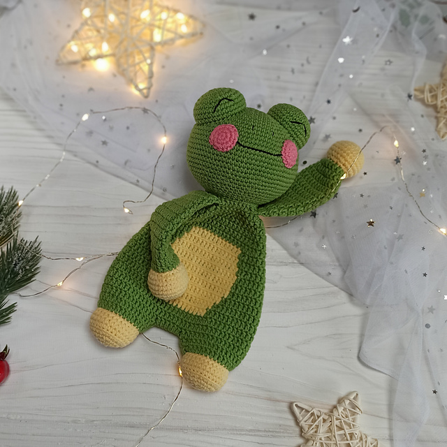 Ravelry: Frog Baby Lovey pattern by Valerie Burova