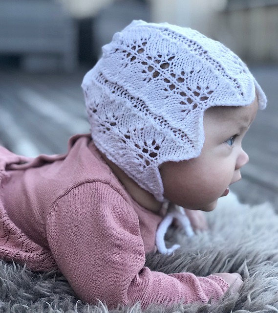 Ravelry: Lotte’s Bonnet pattern by Tina Harbakk