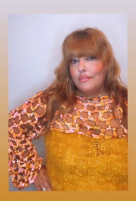 Ravelry: Honeycomb Dreams Sweater pattern by Vanessa Reyes aka Vanrey Knits