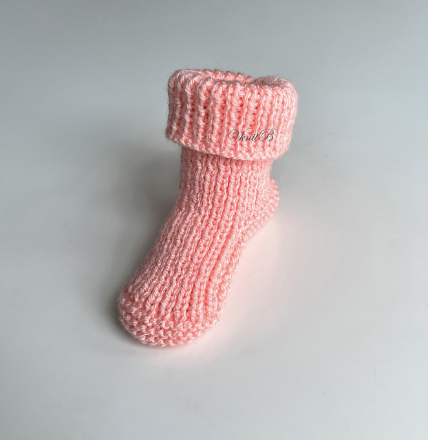 Ravelry: Baby's First Socks pattern by VknitB