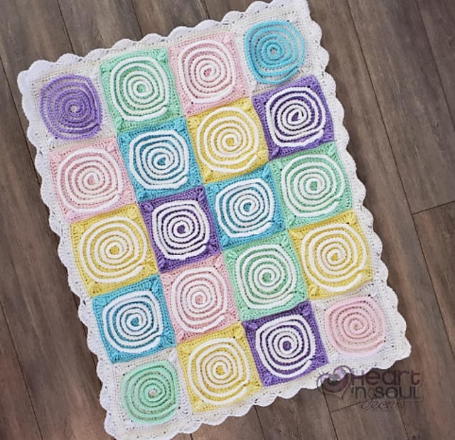 Ravelry: Swirl Granny Square pattern by Tiffany Heidt