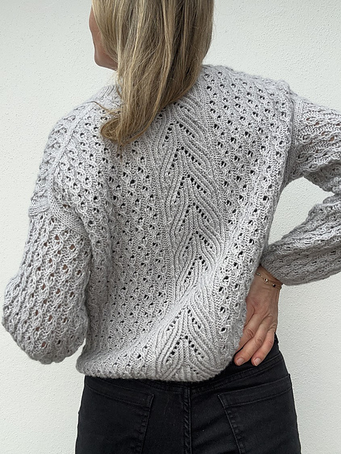 Ravelry: VesterbyCrea No 41V pattern by Thea Vesterby