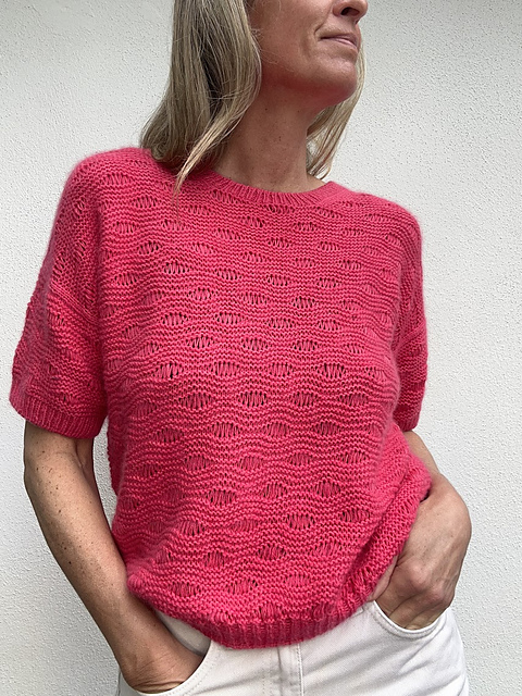 Ravelry: VesterbyCrea No. 36 Tee pattern by Thea Vesterby