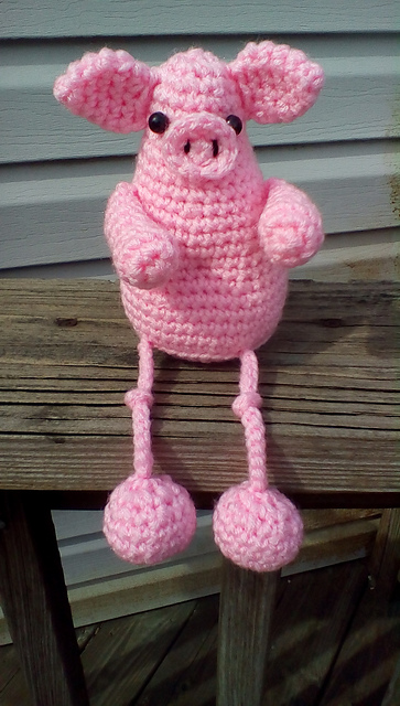 Ravelry: Oinker Pig pattern by Vicki Blizzard