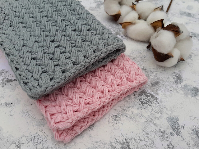 Ravelry: Potholder - A chain mail pattern by Vicky Moroz