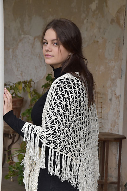 Ravelry: P40-Elegant Shoulder Wrap pattern by Ilona Hildebrandt