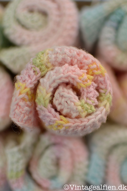 Ravelry: Cinderella - dishcloths pattern by Vintagealfien AKA Birgitte