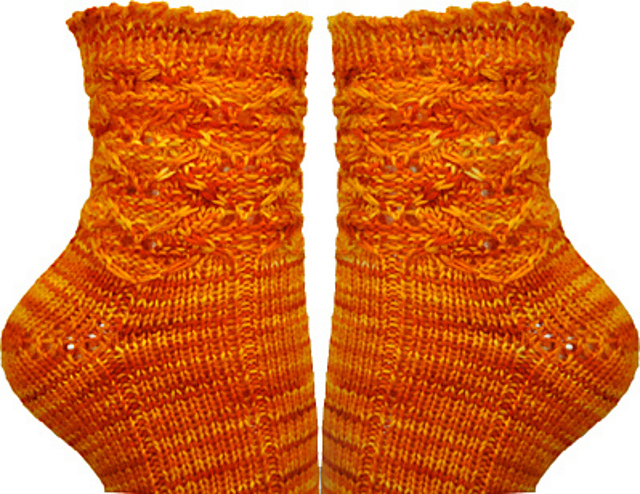 Ravelry: Revontulet (Fiery Fox Faces) pattern by Violet Green
