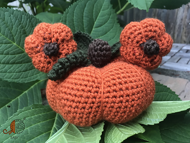 Ravelry: Mickey Mouse Pumpkin pattern by VirGigi Designs
