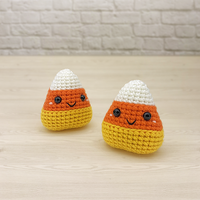 Ravelry: Candy Corn Cutie pattern by Joey Diehl