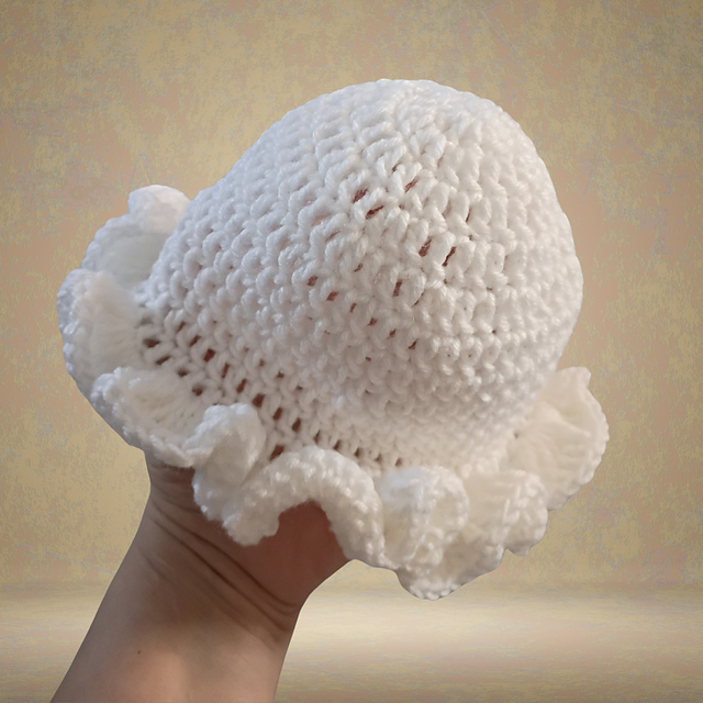 Ravelry: 3 Season Ruffle Beanie pattern by Vons Kraft Corner