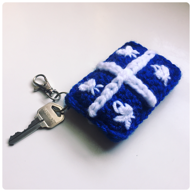 Ravelry: Quebec Flag Key Chain pattern by Marie-Eve Lafleur (WonderLaine)