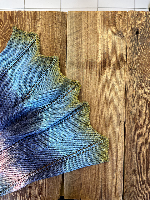 Ravelry: Sunshine & Rainbows Blanket pattern by Chelsea Lee-Keenan ...